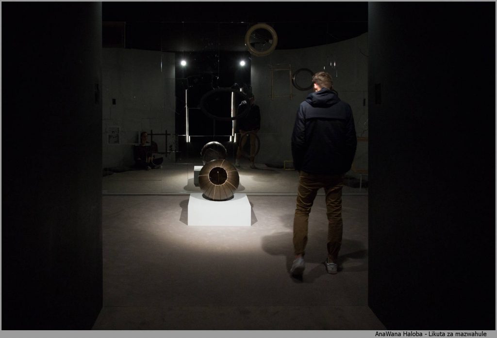 AnaWana Haloba – Likuta za mazwahule | Regard sur le monde par la photo